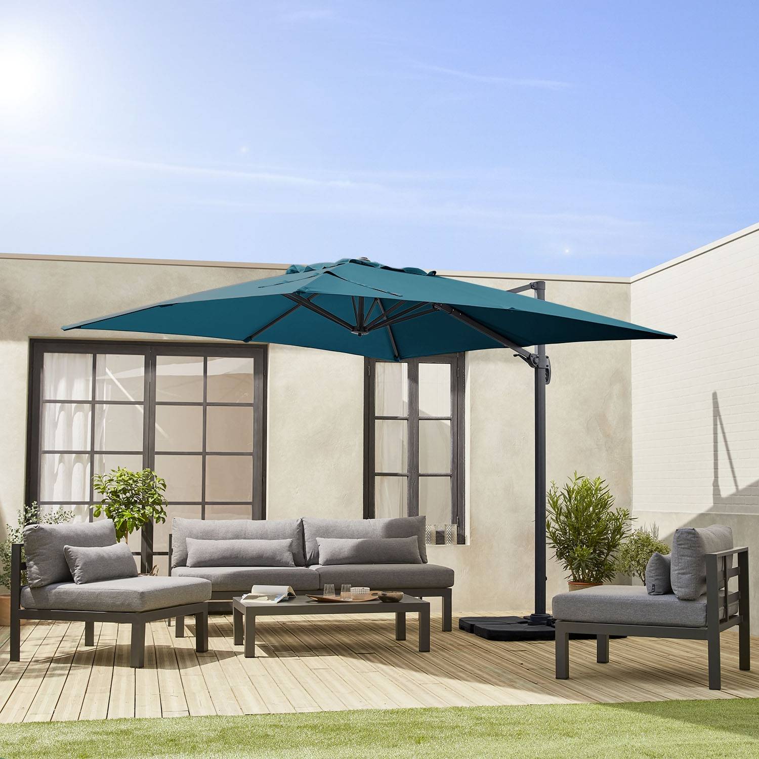 Parasols for your Terrace or Garden | sweeek (Alice's Garden)