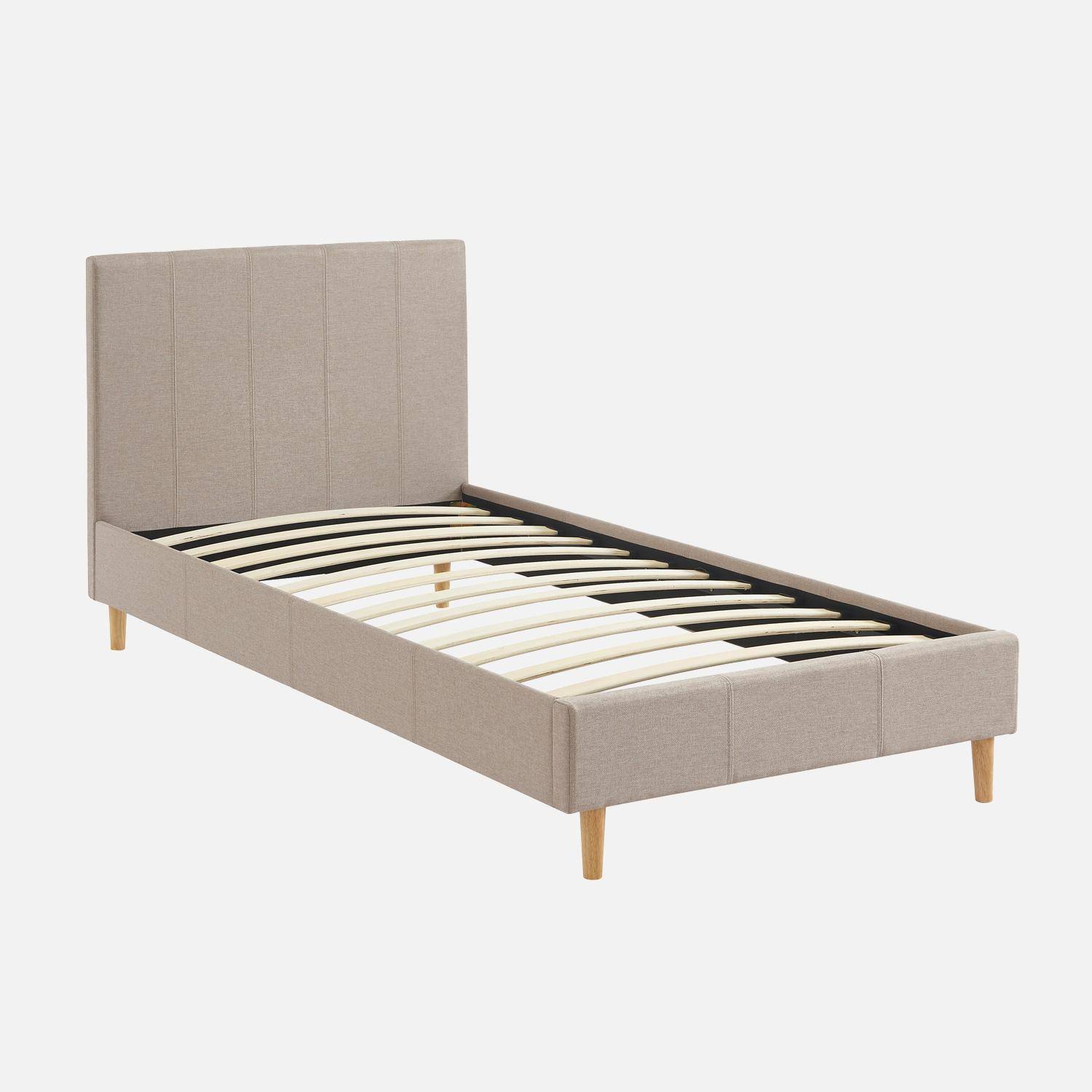 Cama com base de ripas e cabeceira 90cm, acabamento em tecido simple, Beige