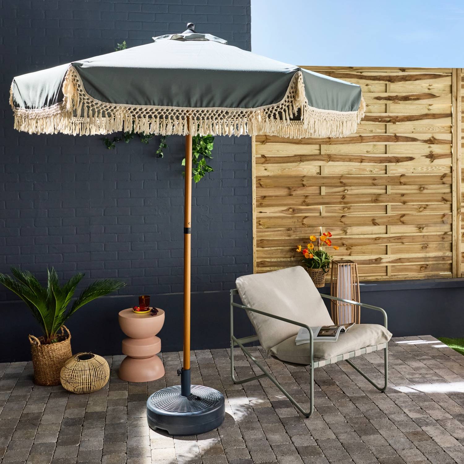 Parasols for your Terrace or Garden | sweeek