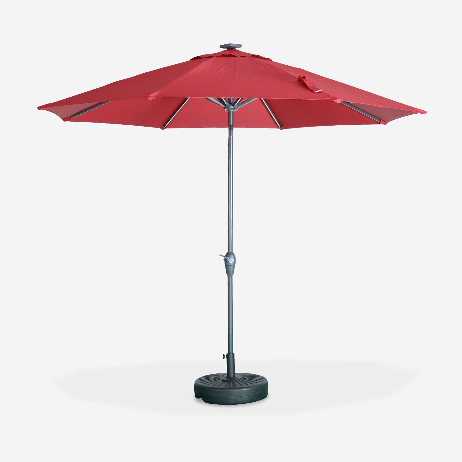 2.7m round centre pole parasol with integrated LED lights, Red